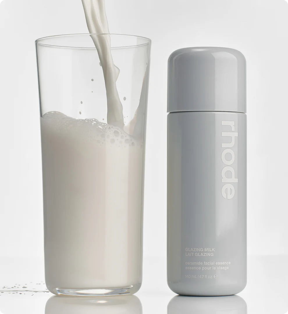 GLAZING MILK RHODE SKIN – Oliva Millán Make Up